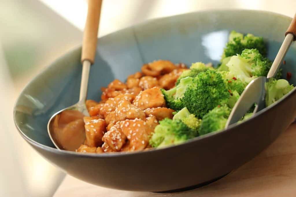 "Feed Me Fast" Chicken (15-Minute Dinner!) - Entertaining with Beth