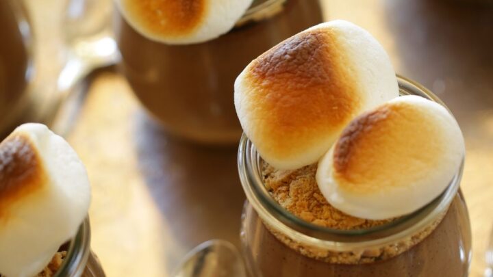 S'more Pudding Pot Recipe - Entertaining with Beth