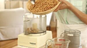 Easy Hummus Recipe - Entertaining with Beth