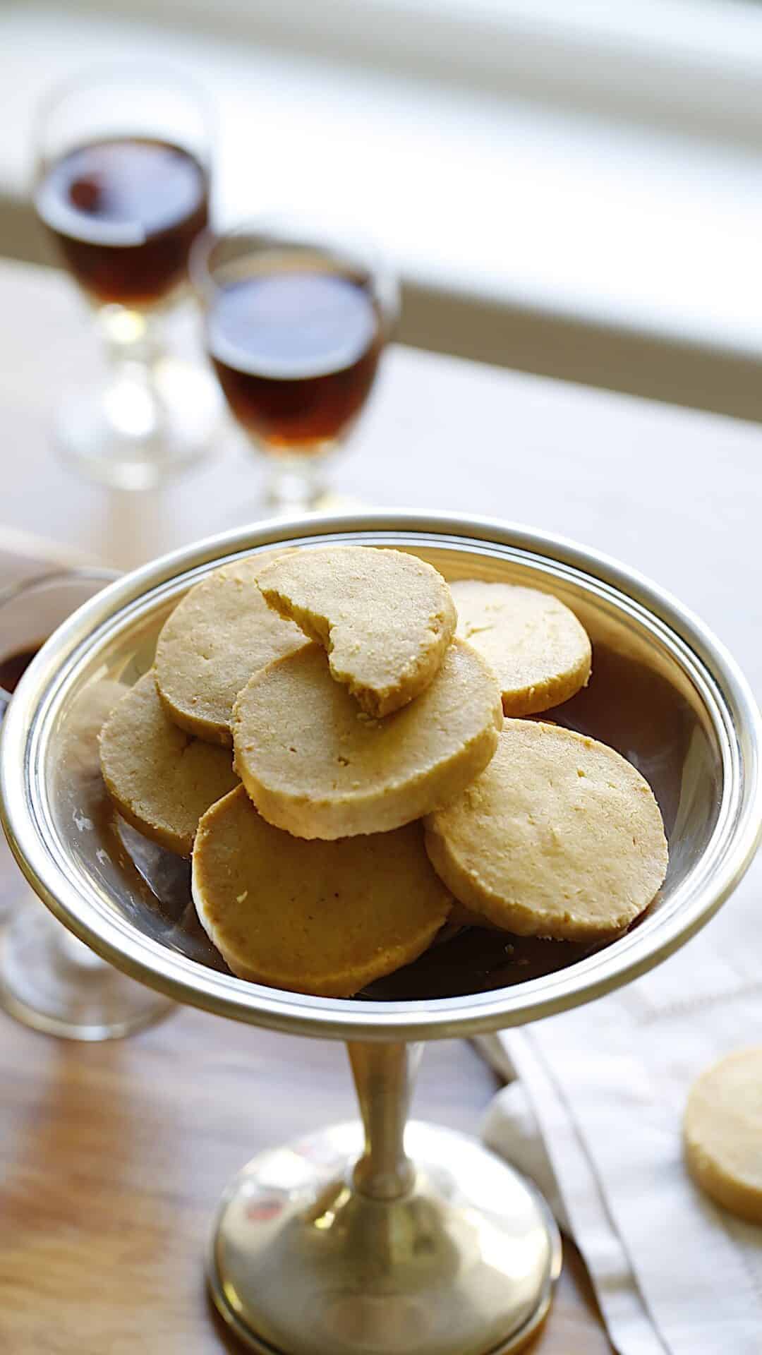 Cheddar Cheese Coin Recipe - Entertaining with Beth