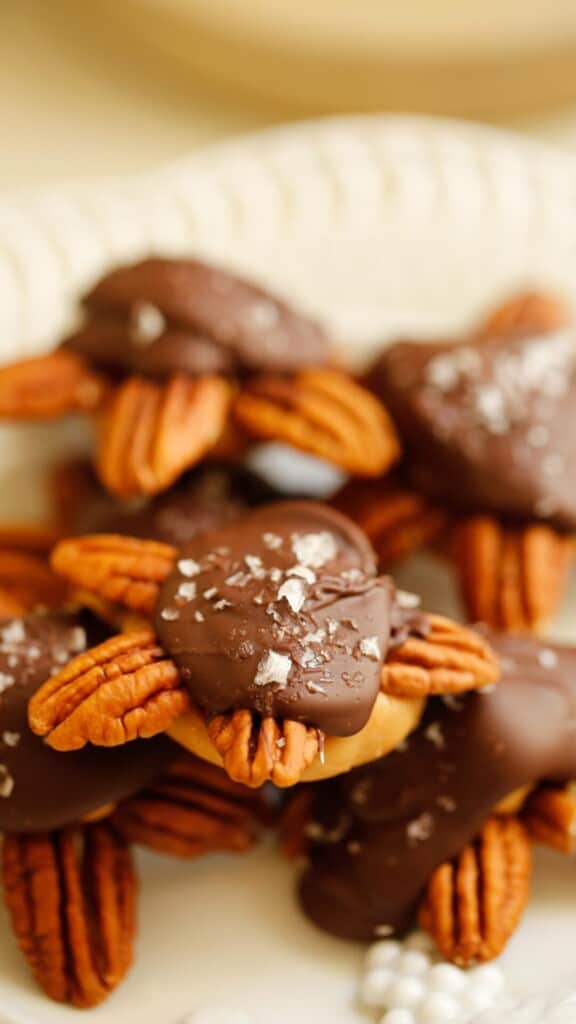 Chocolate Turtles - Entertaining with Beth